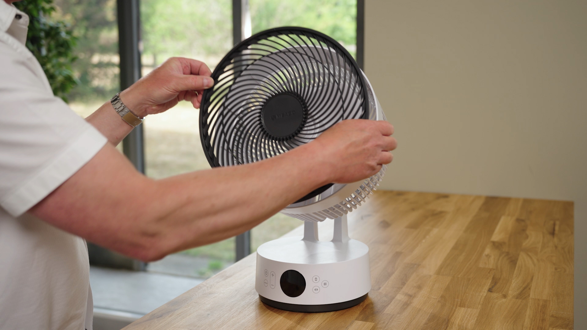 How to clean your MeacoFan Sefte® Air Circulator - Meaco Blog