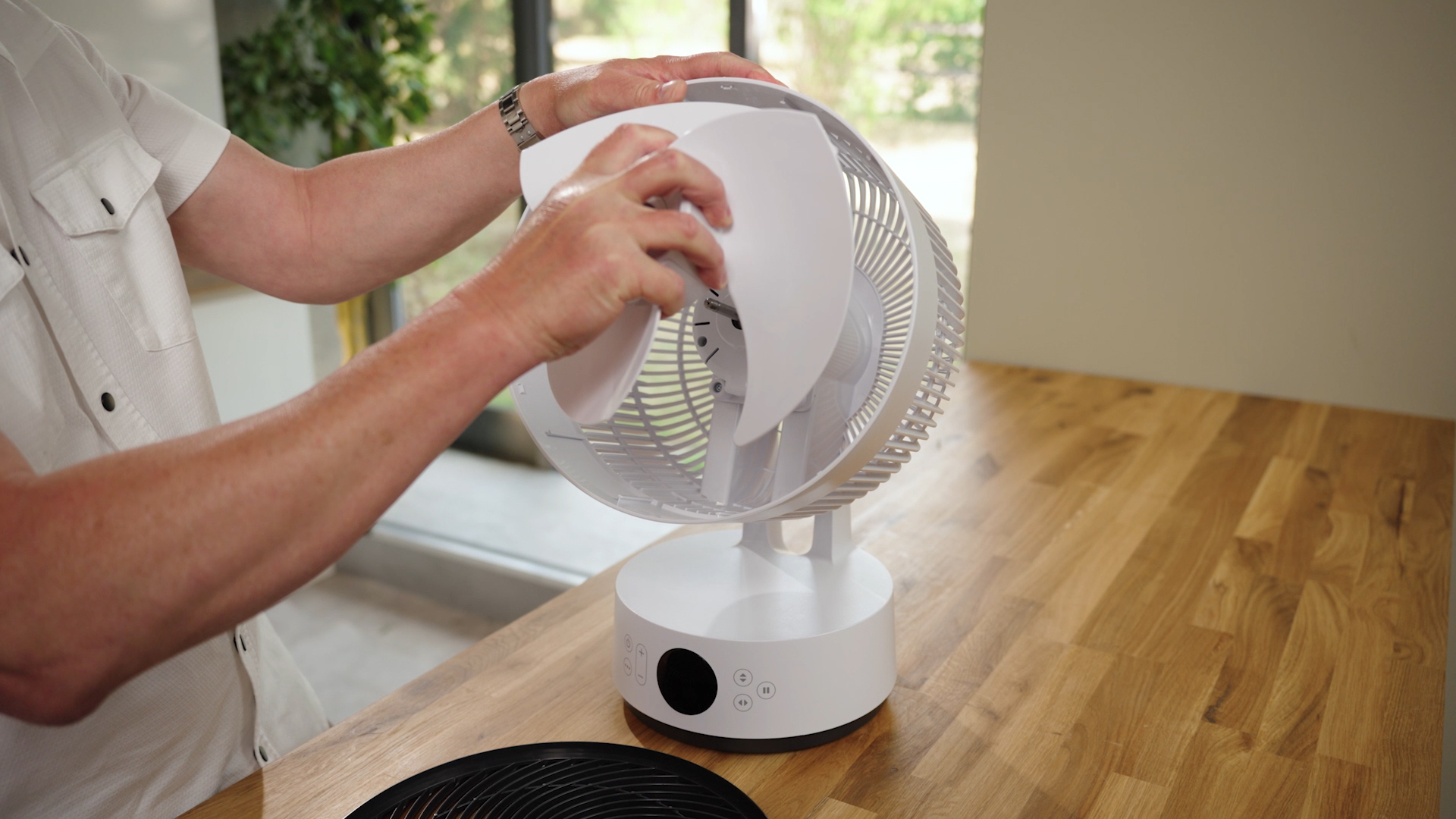 How to clean your MeacoFan Sefte® Air Circulator - Meaco Blog